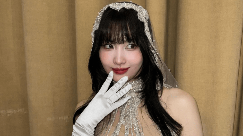 Momo de TWICE podría hacer su debut como solista muy pronto