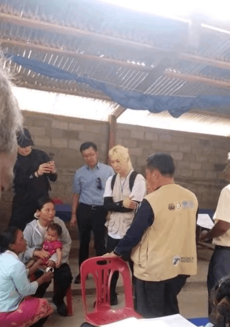 Felix de Stray Kids trabaja como voluntario de UNICEF en Laos durante ...