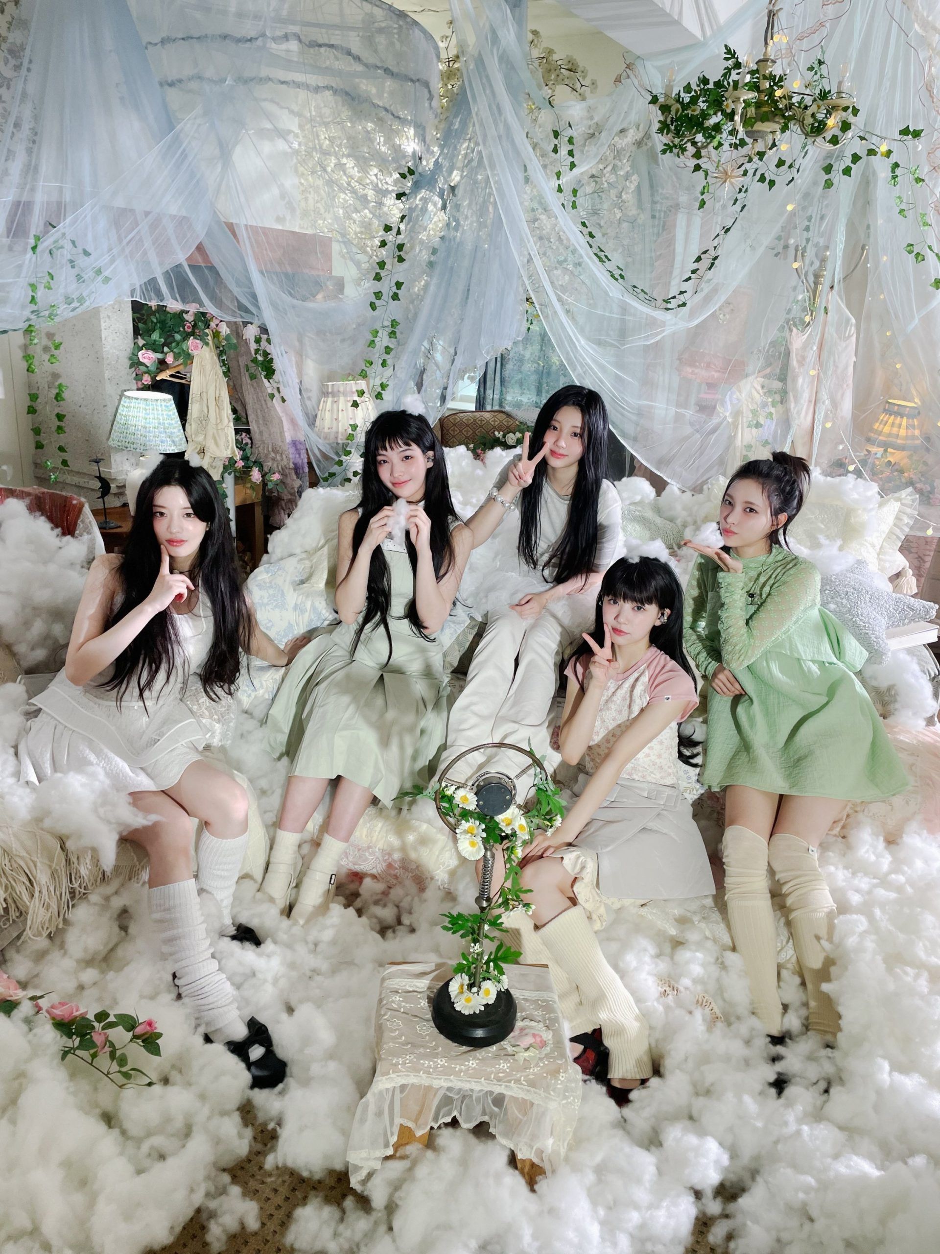 ILLIT es el primer grupo K-pop femenino en entrar al ranking mundial de ...