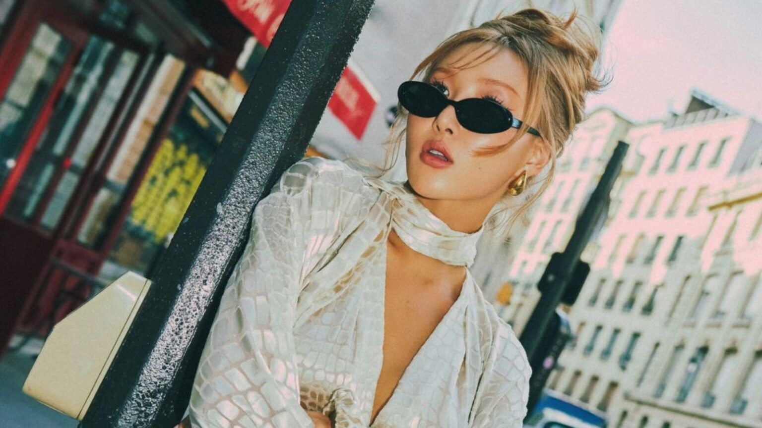 Hwasa regresa con su segundo mini álbum ‘O' y lanza un poderoso mensaje ...