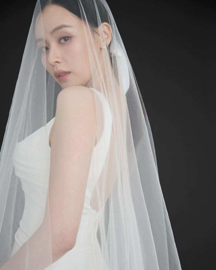 La actriz Choi Yoon Ra anuncia su compromiso + Comparte imágenes de boda