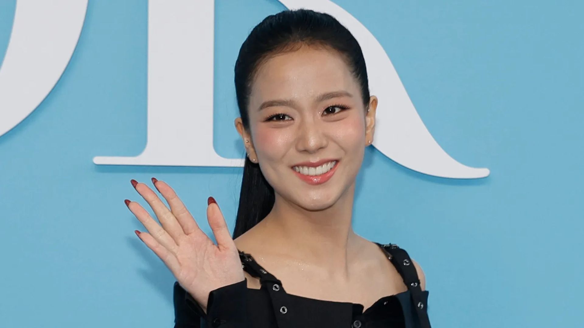 Jisoo de BLACKPINK anuncia el nombre de su regreso en solitario a ...