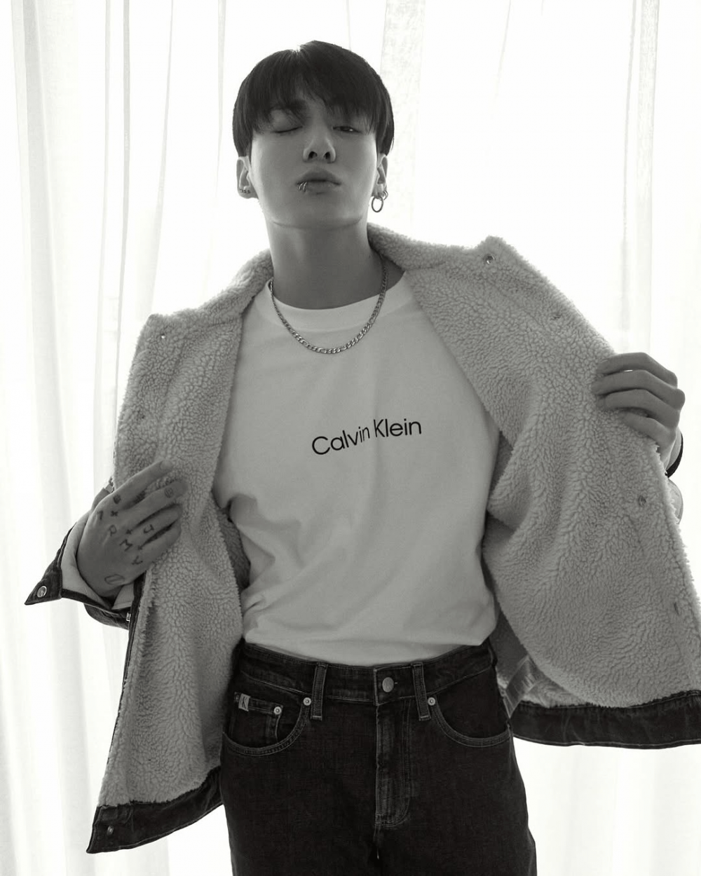 Fotógrafo revela imágenes inéditas de la sesión de Jungkook de BTS con Calvin Klein