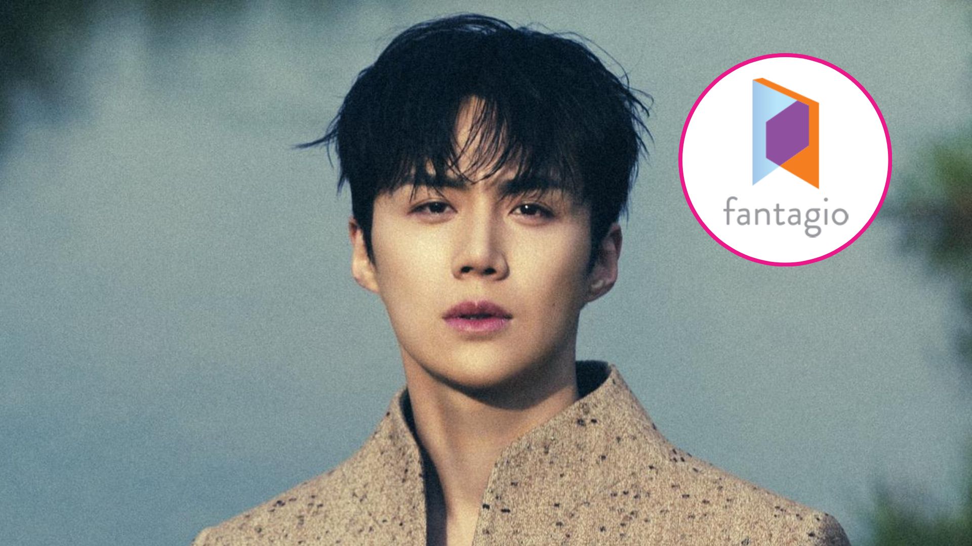 Kim Seon Ho firma nuevo contrato exclusivo bajo la agencia de Cha Eun Woo
