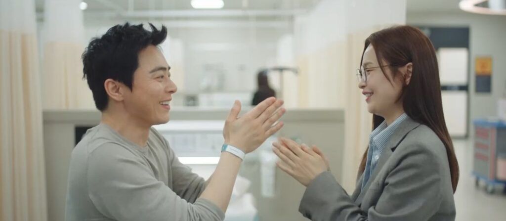 Jo Jung Suk y Jeon Mi Do sorprenden a los fans con un cameo en "Resident Playbook"