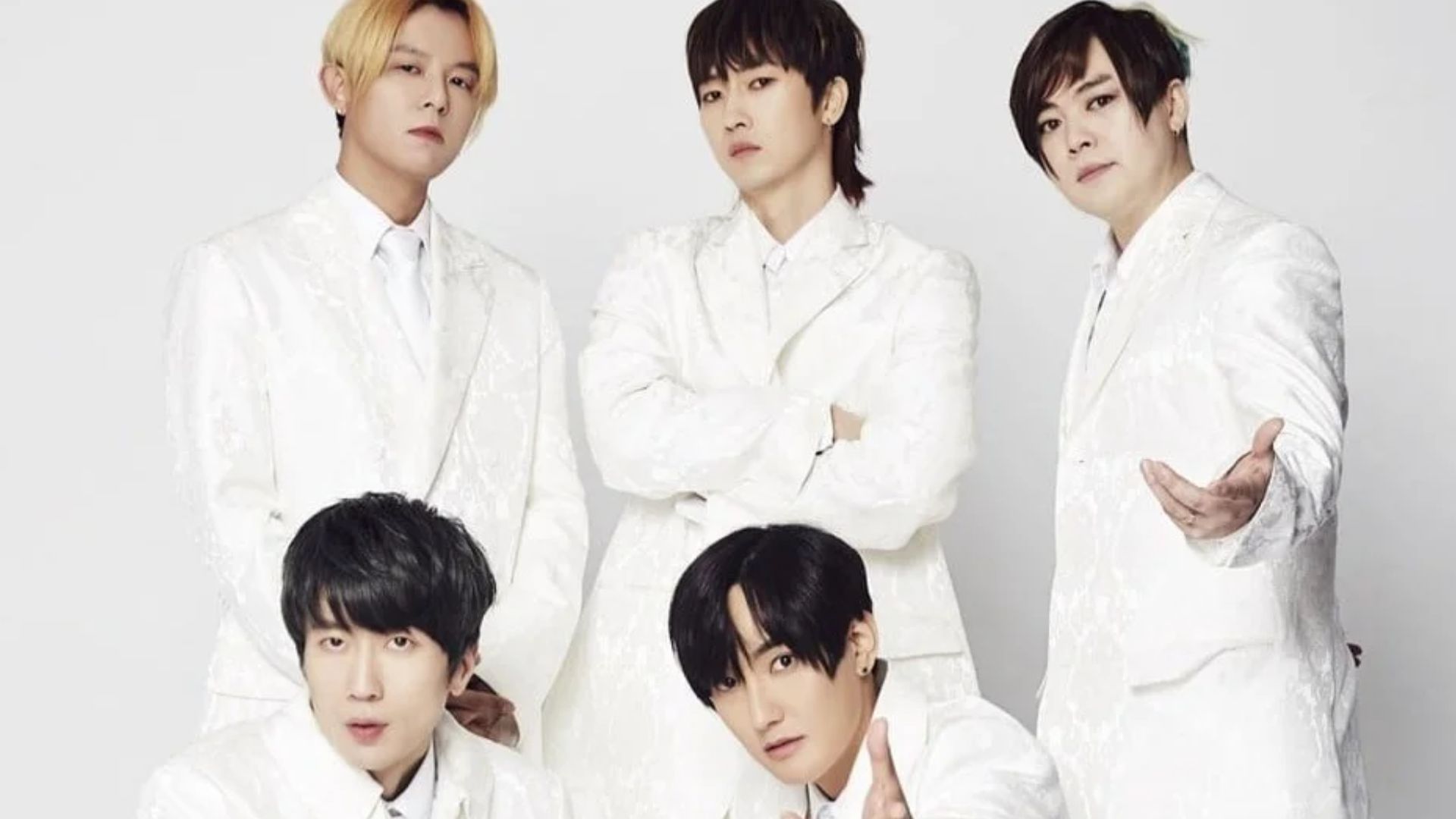 Miyeon de i-dle revela su díficil inicio en el grupo y la ayuda de Lisa de BLACKPINK