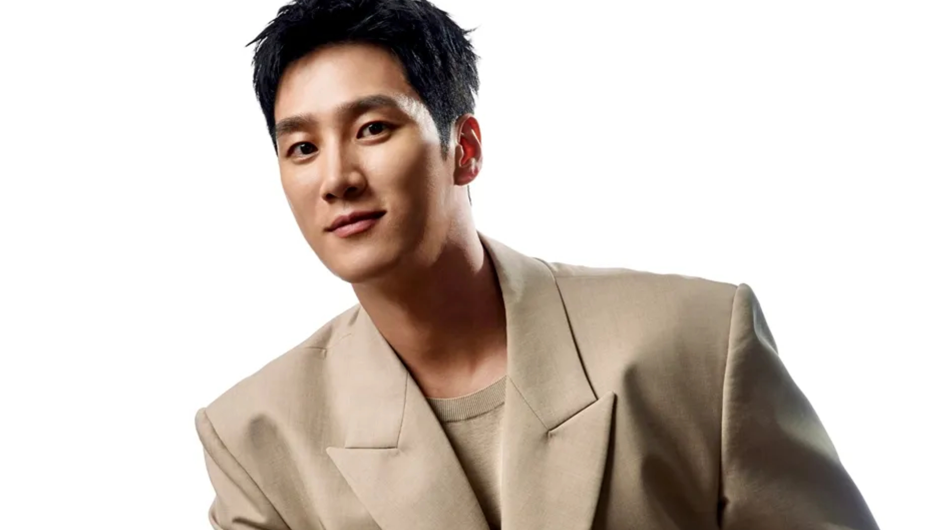 Ahn Bo Hyun firma con la agencia de Shin Min Ah, Kim Woo Bin y más