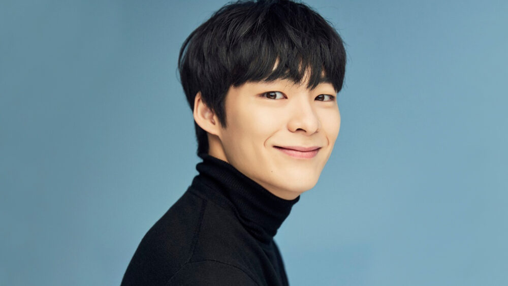 Song Geon Hee anuncia la fecha oficial de su servicio militar