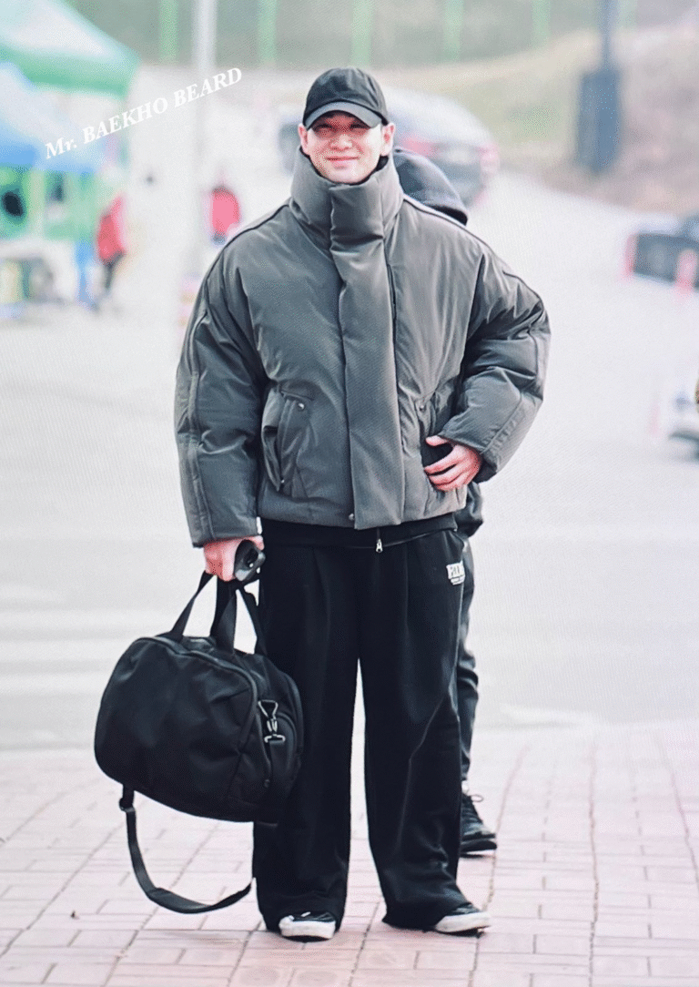 Baekho se alista en el ejército y comparte por última vez con sus fans