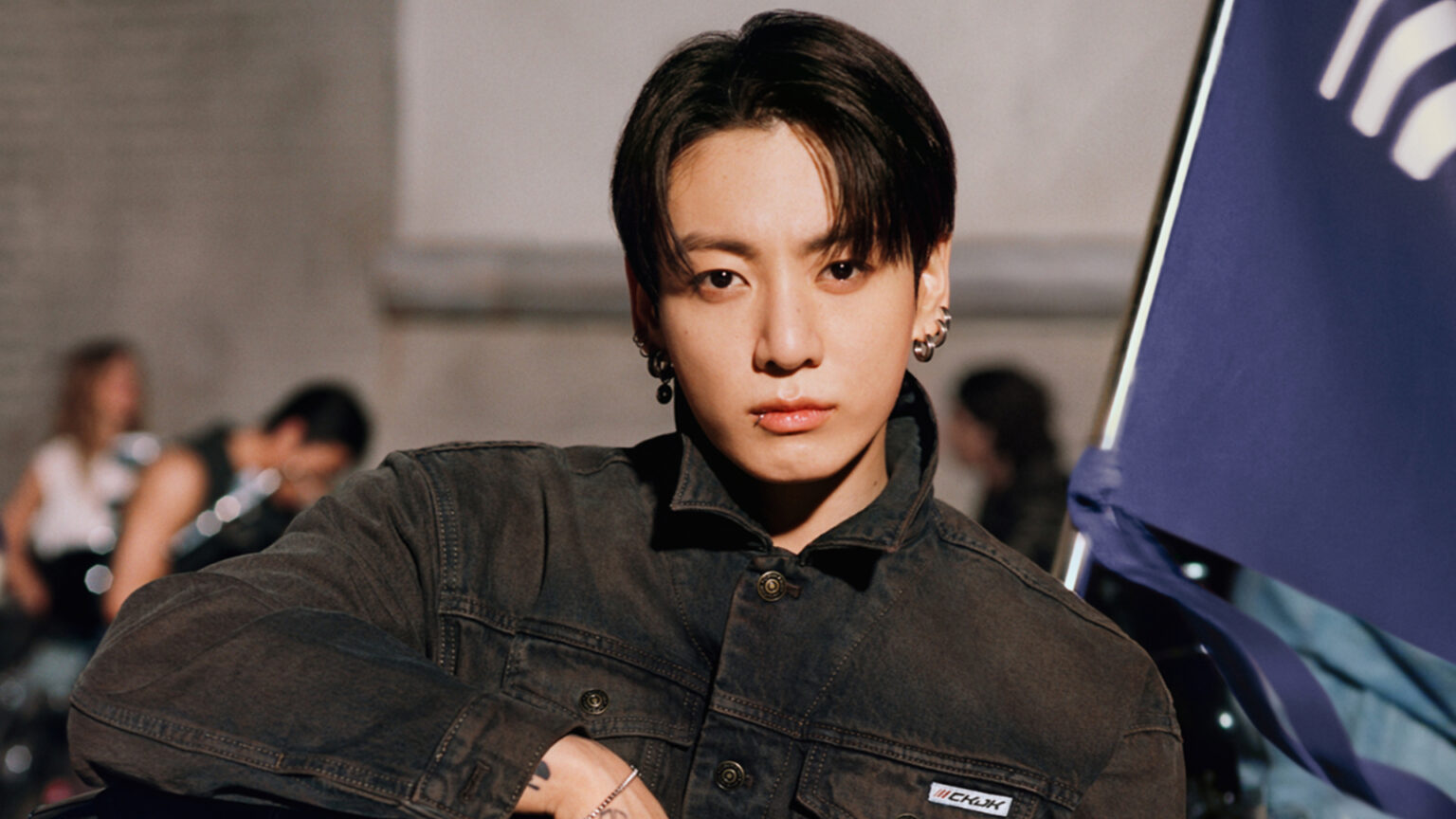Jungkook de BTS reacciona a internauta que criticó su gusto por el anime